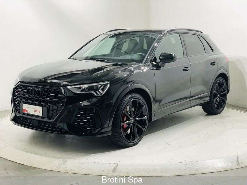 Audi RS Q3RS  quattro S tronic