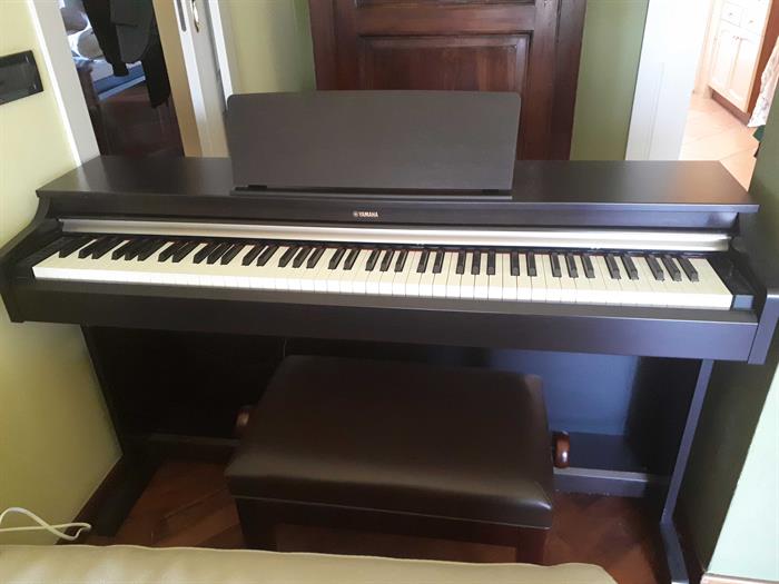 PIANOFORTE YAMAHA ARIUS YDP 162 YDP