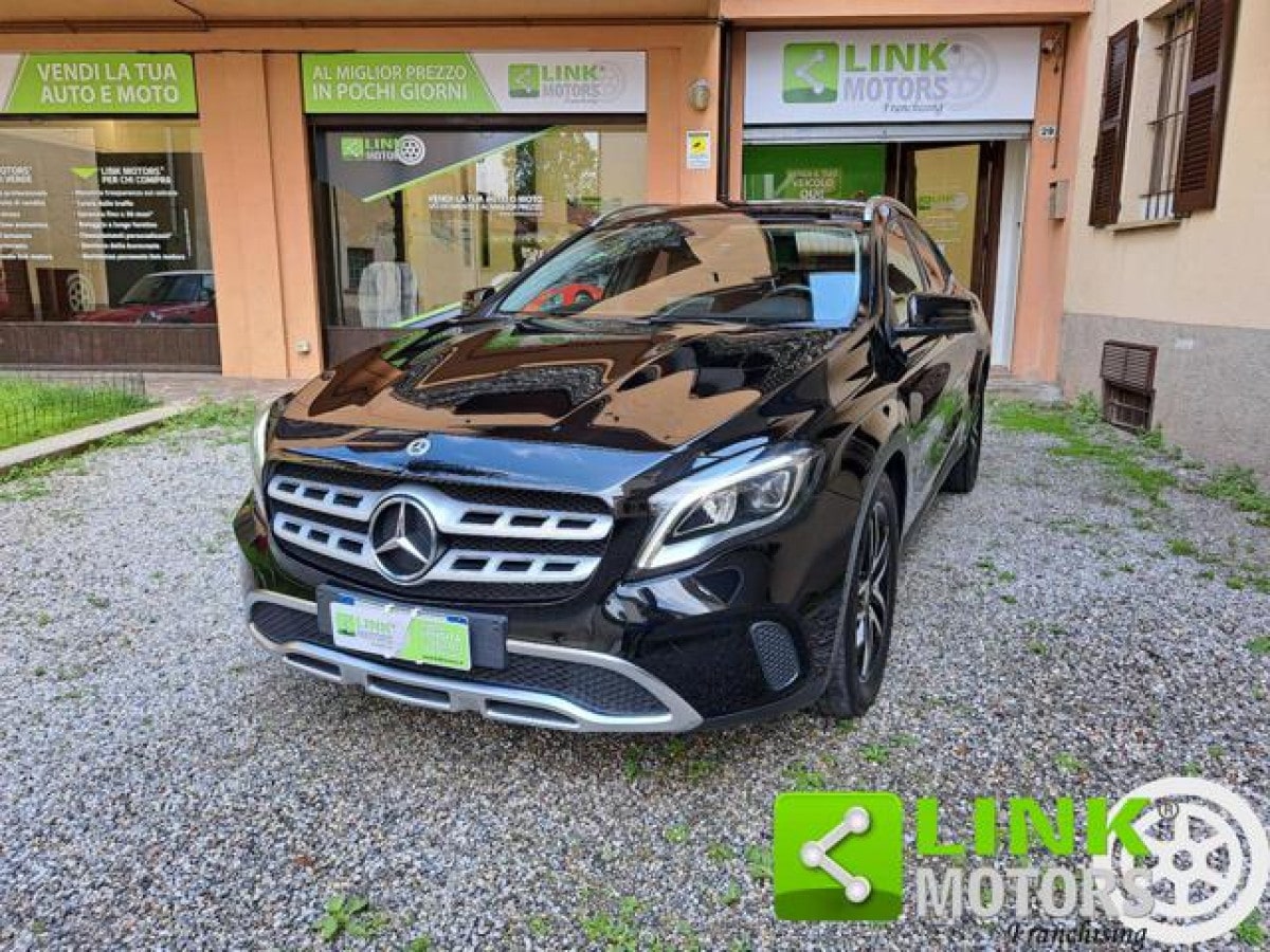 MERCEDES GLA (X156) GLA 180 Sport