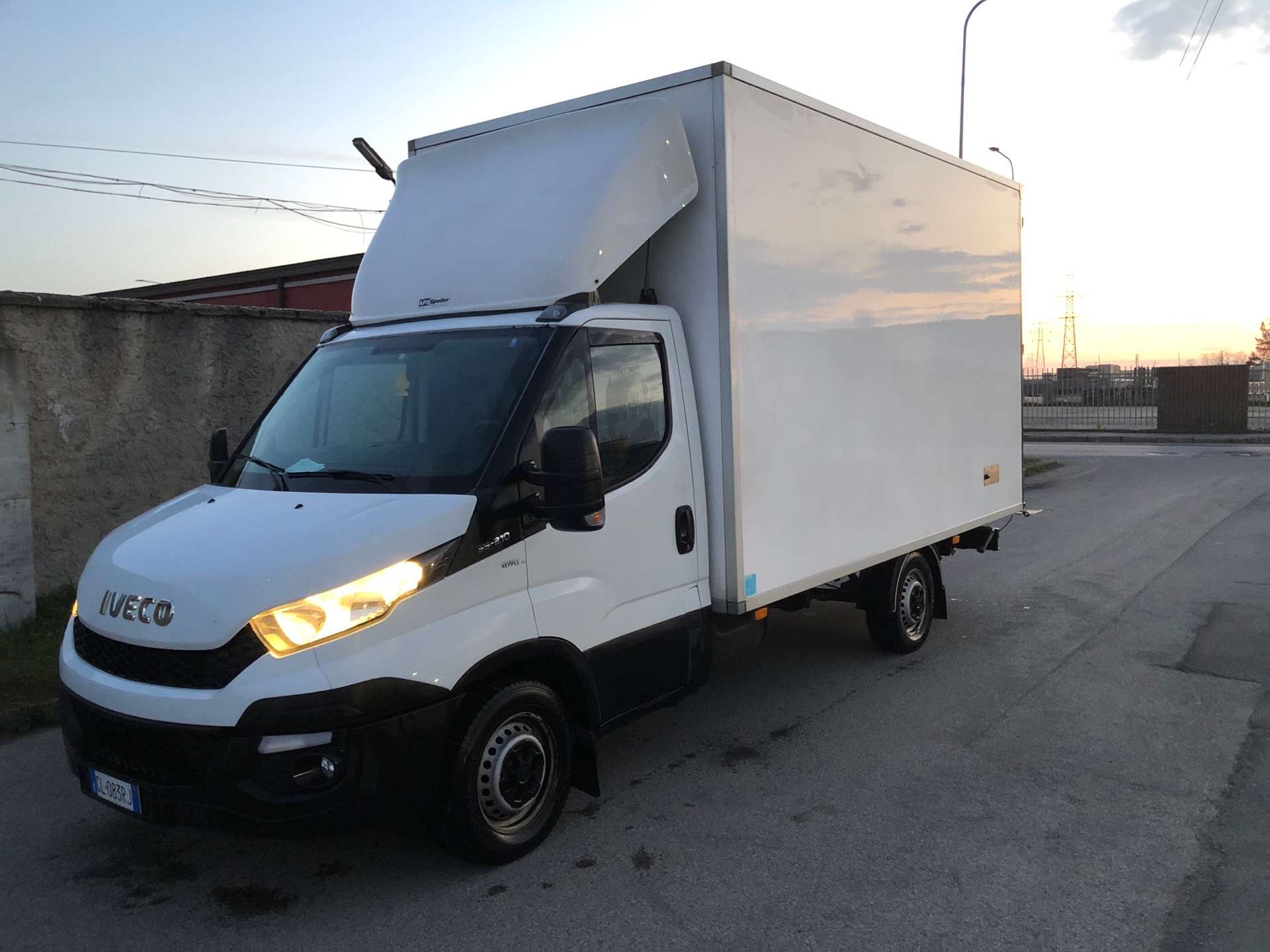 Iveco Daily35 c 15 3000 cv furgone L 4.45m alto 2.40 euro 5