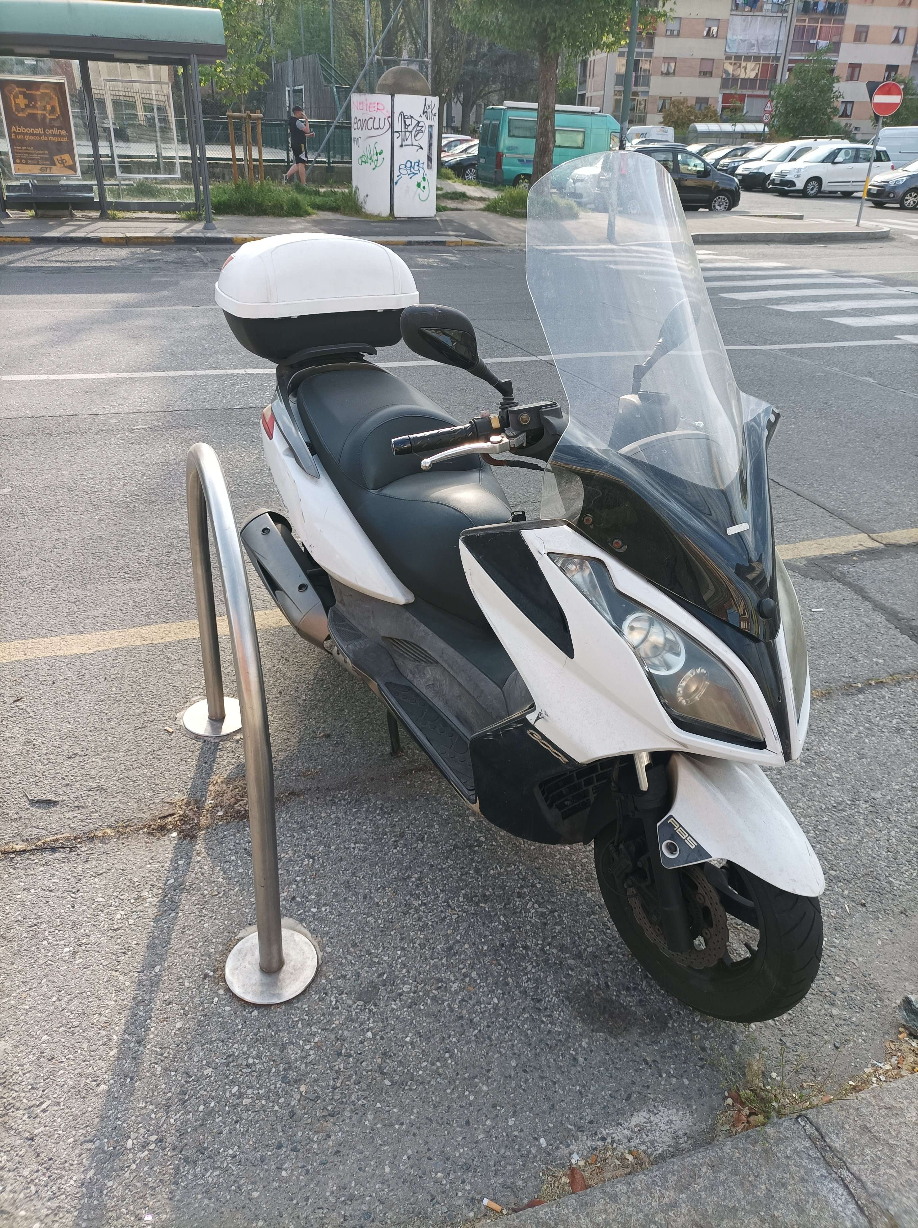 Kymco Downtown 300iKymco Downtown 300i ABS