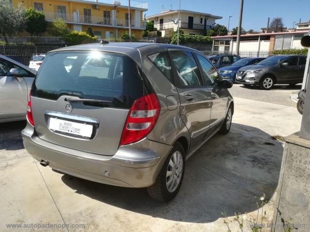 Mercedes-benz a 180 cdi elegance