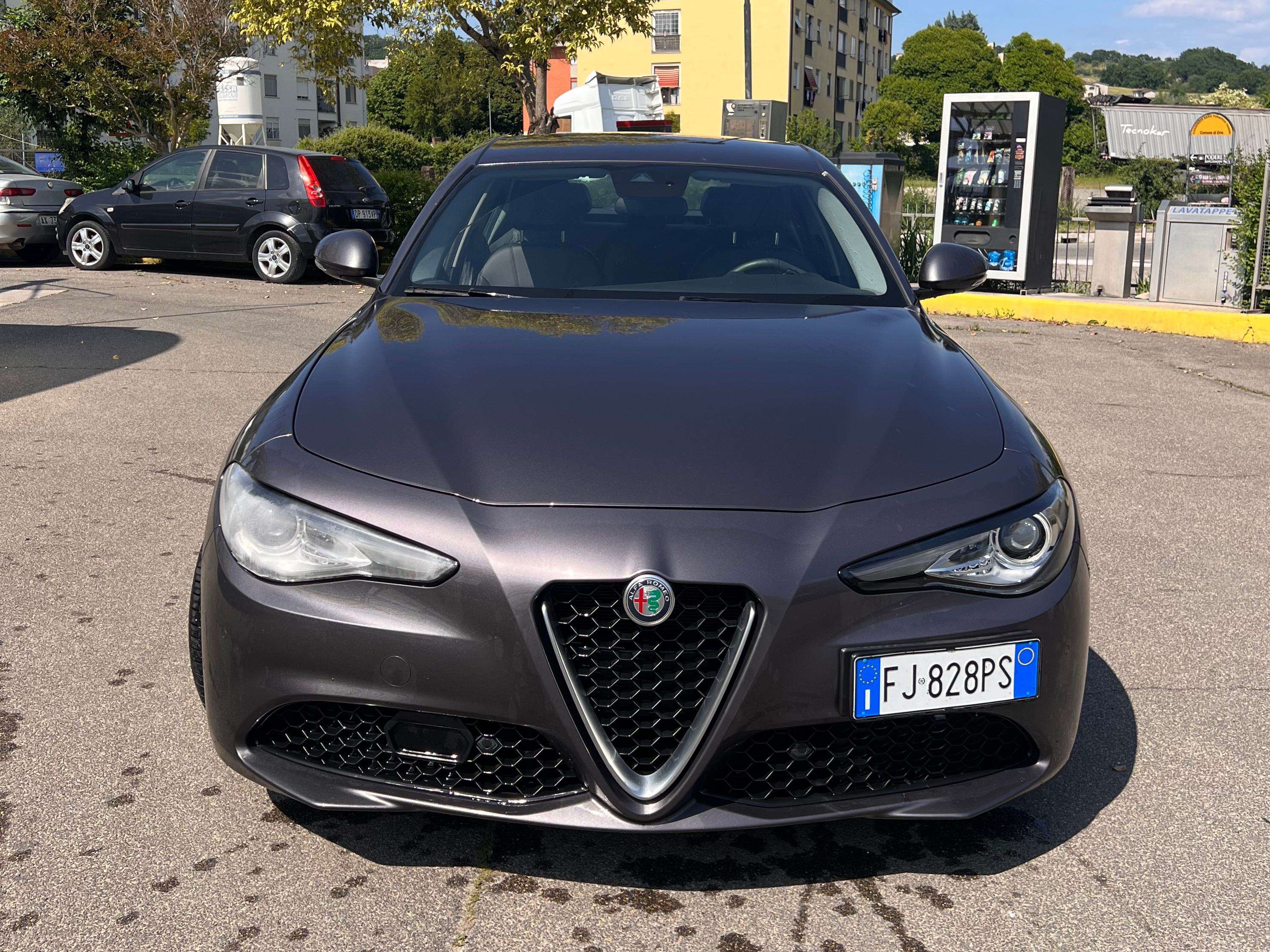 Alfa Romeo GiuliaGiulia 2.2 t Business Sport 180cv