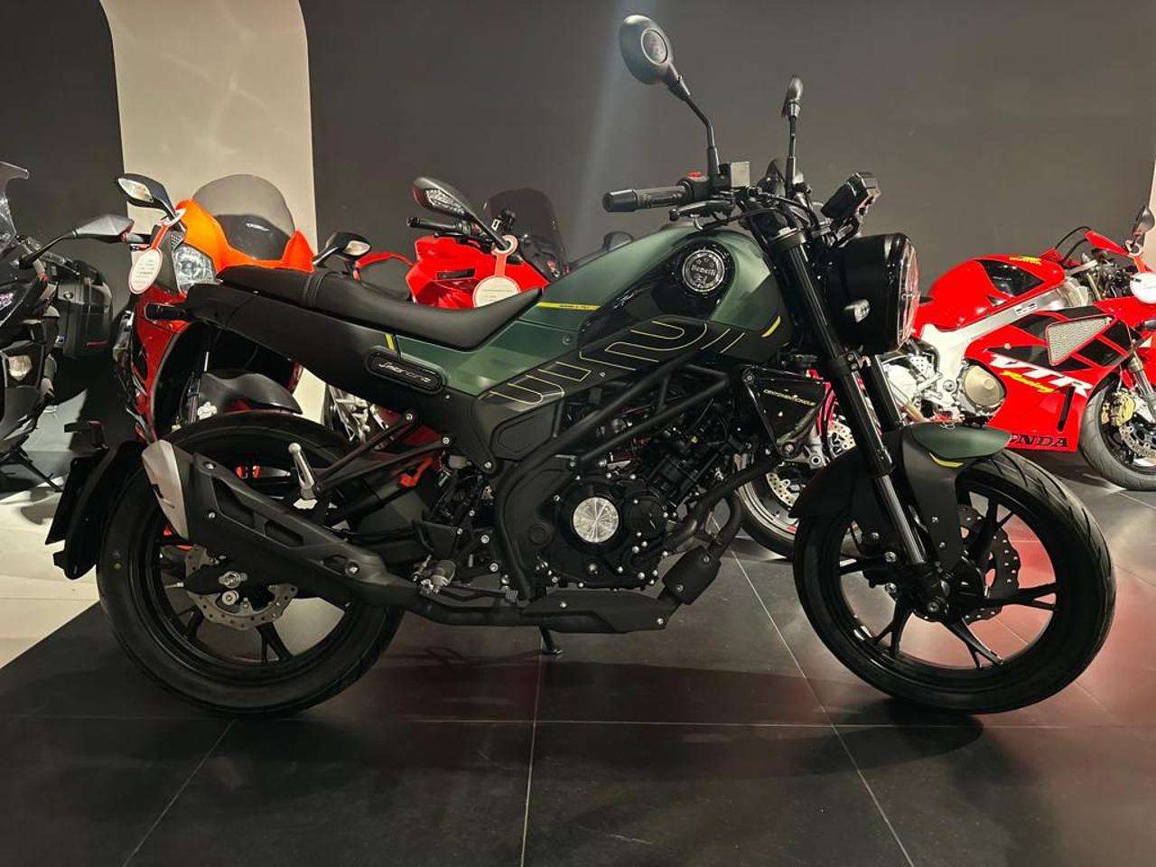 Benelli Leoncino125