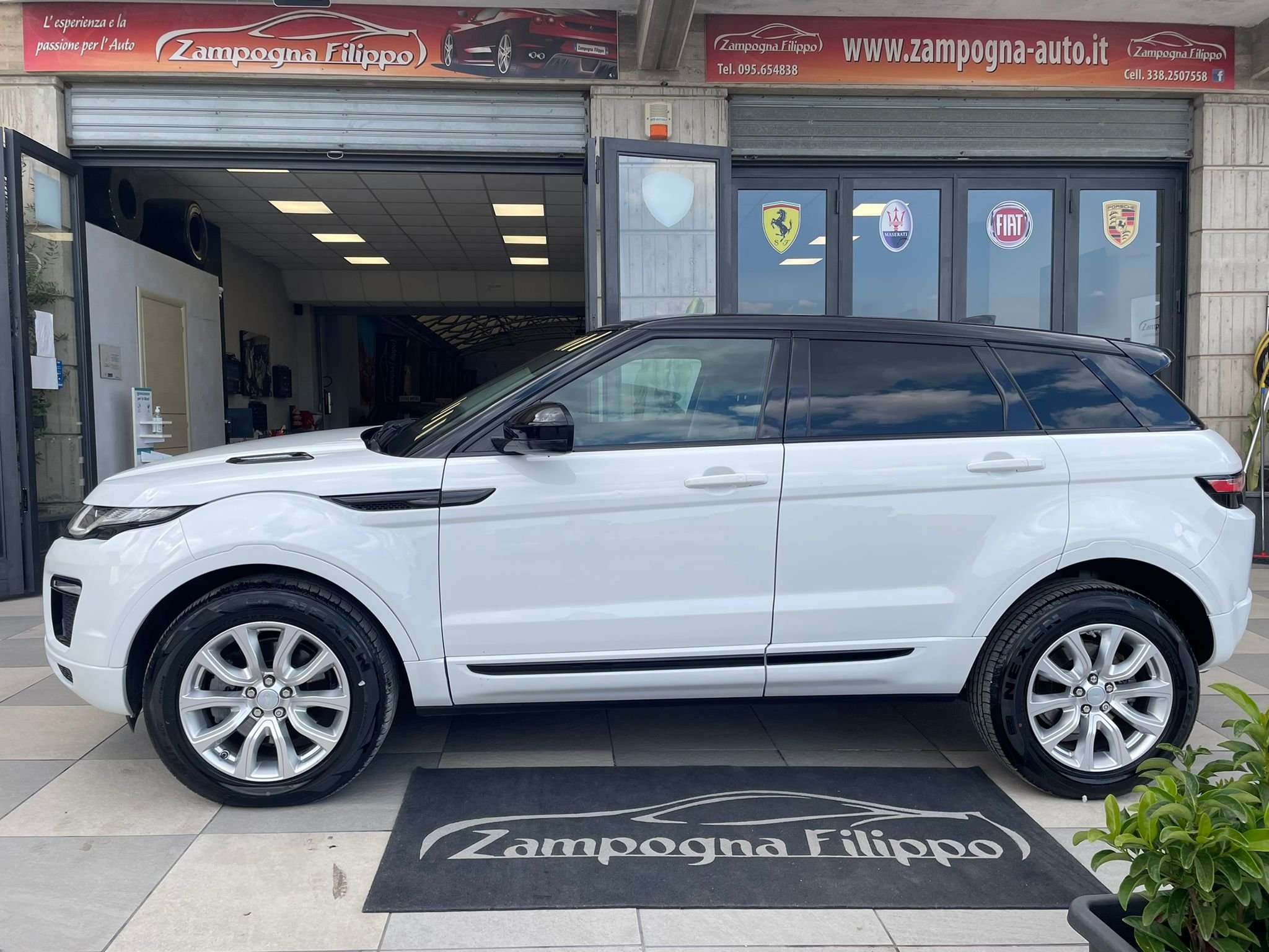 Land Rover Range Rover EvoqueEvoque 5p 2.0 td4 SE Dynamic 150cv auto