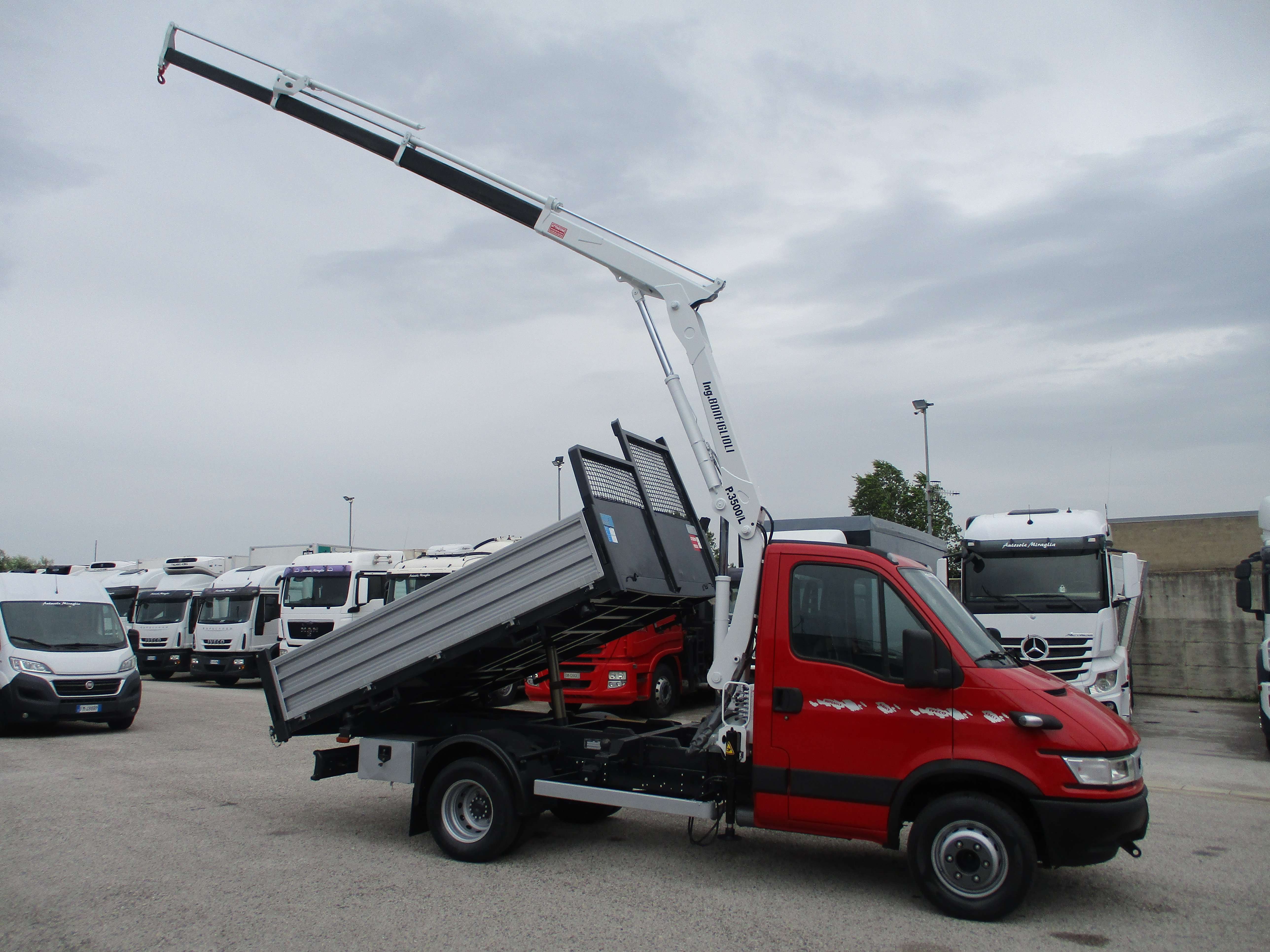 Iveco Daily65C17 3000 170CV GRU BONF. 3500 3/SFIL RIBALTABILE