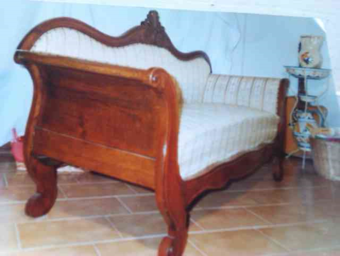 DIVANO LETTO ANTICO