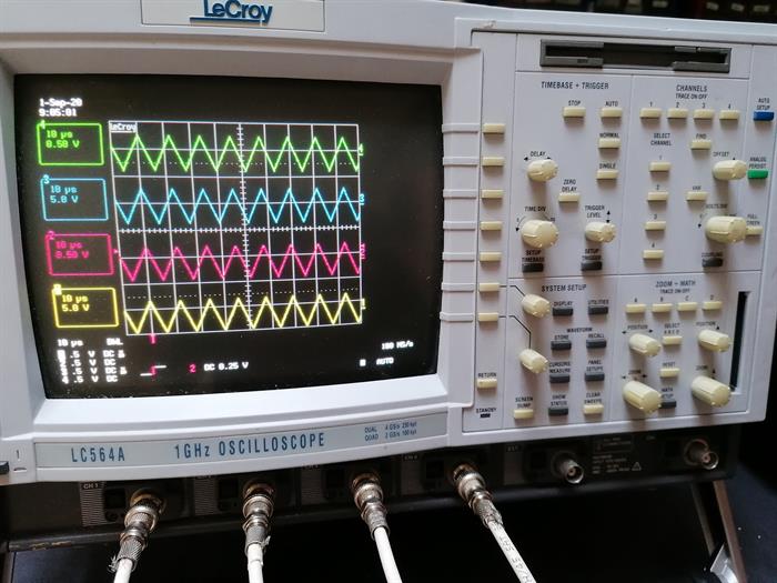 OSCILLOSCOPIO DIGITALE LECROY 1GHZ A COLORI