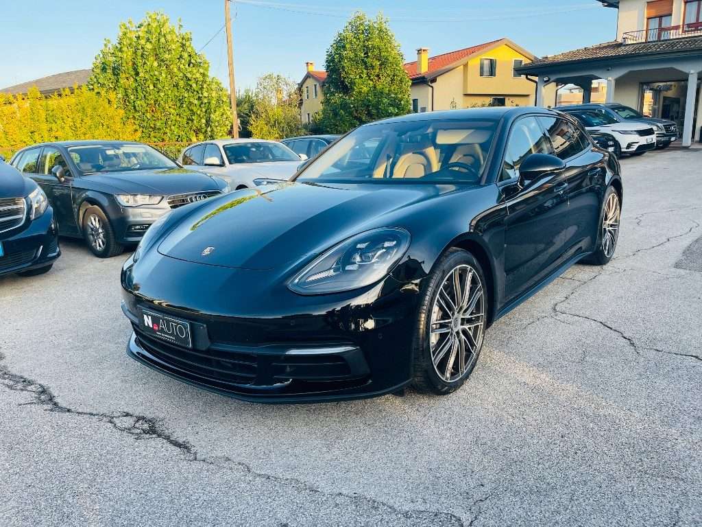 Porsche Panamera3.0 4 Sport Turismo