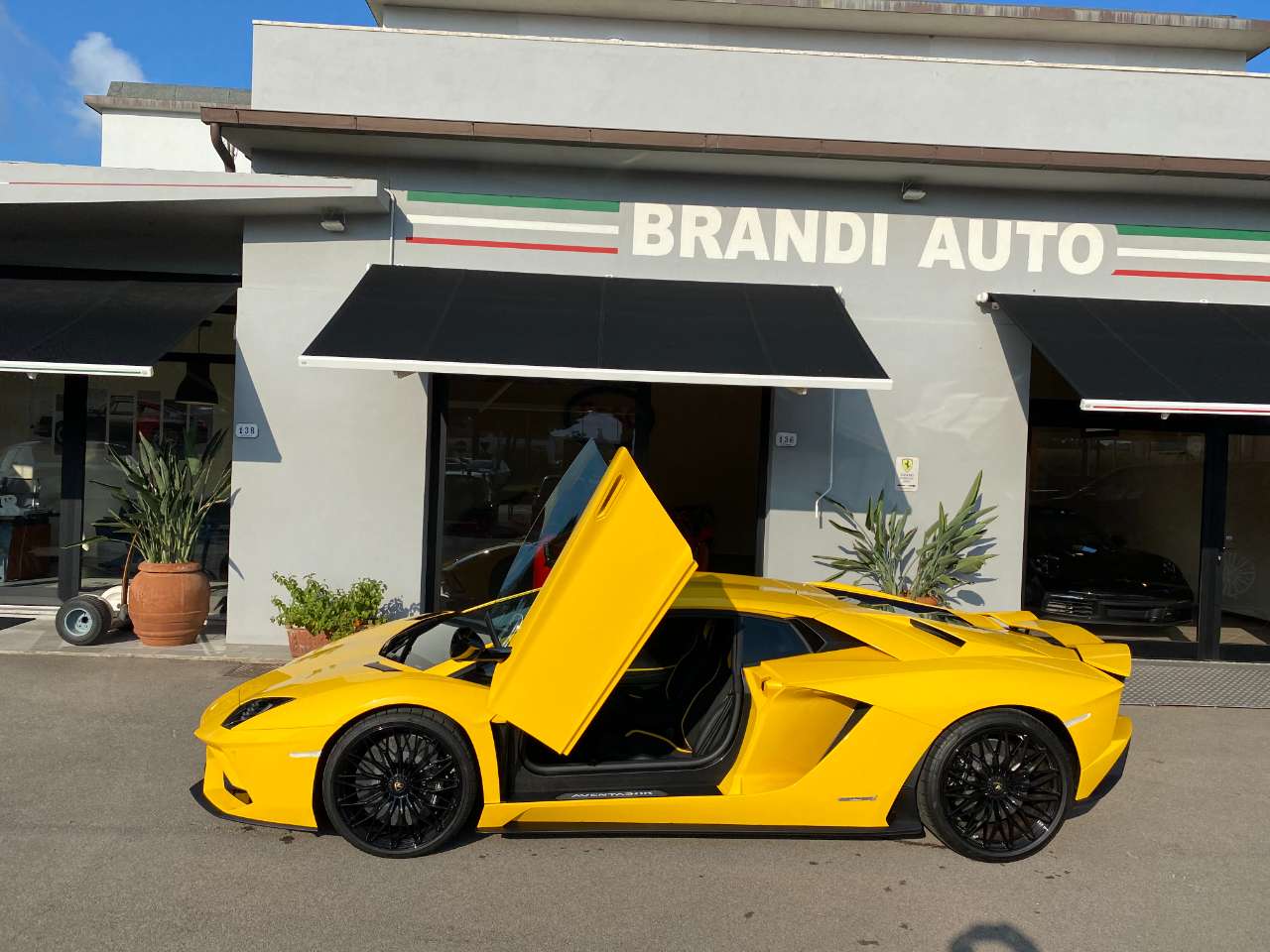 Lamborghini AventadorS 6.5 V12