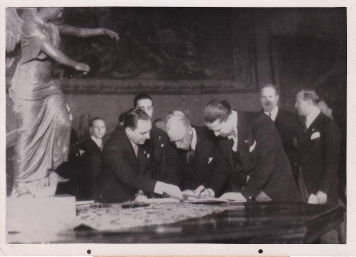 1938 FOTOGRAFIA KEISTONE "ACCORDO ANGLO/ITALIANO DI PASQUA"