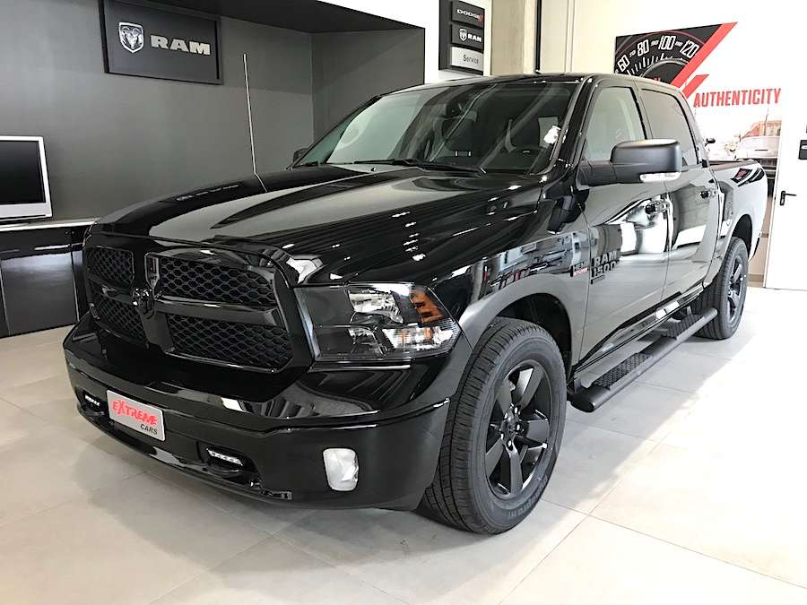 Dodge RAM1500 CLASSIC SLT BLACK Pronta consegna