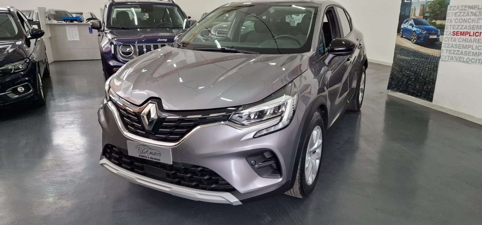 Renault Captur1.5 blue dci 115cv+navi+LED vision+retrocamera