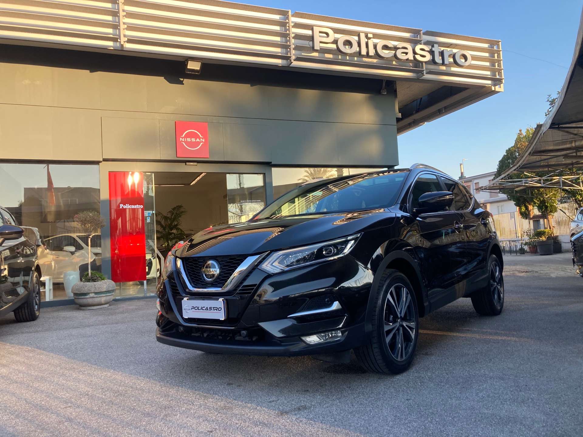 Nissan Qashqai1.5 dci N-Connecta 115cv AUT. NAVI TETTO FULL LED