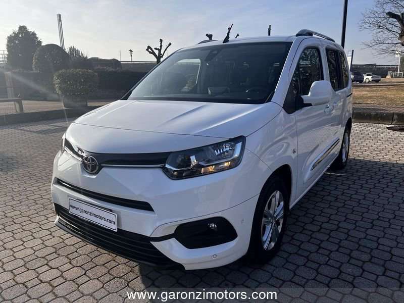 Toyota Proace City1.2 110 CV S&S Short D Executive