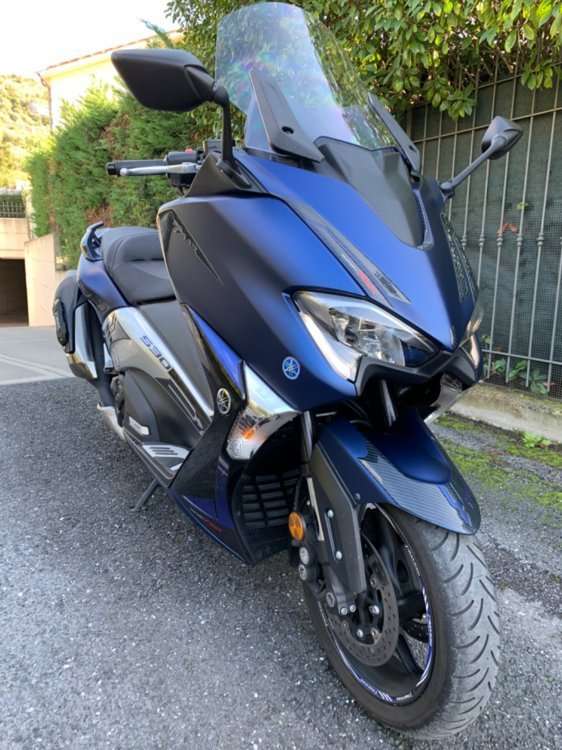 Yamaha TMAX DX