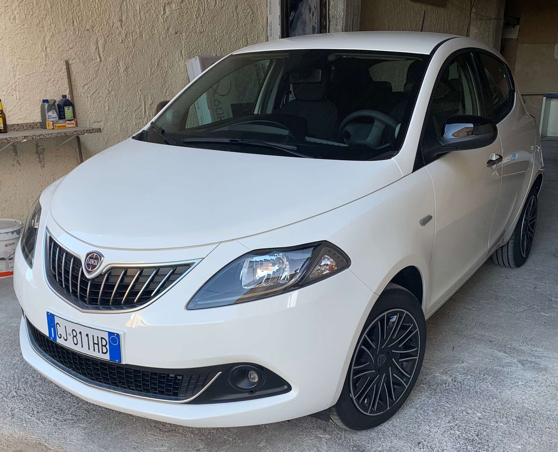 Lancia Ypsilon1.0 firefly hybrid Gold Plus s&s 70cv 5p.ti