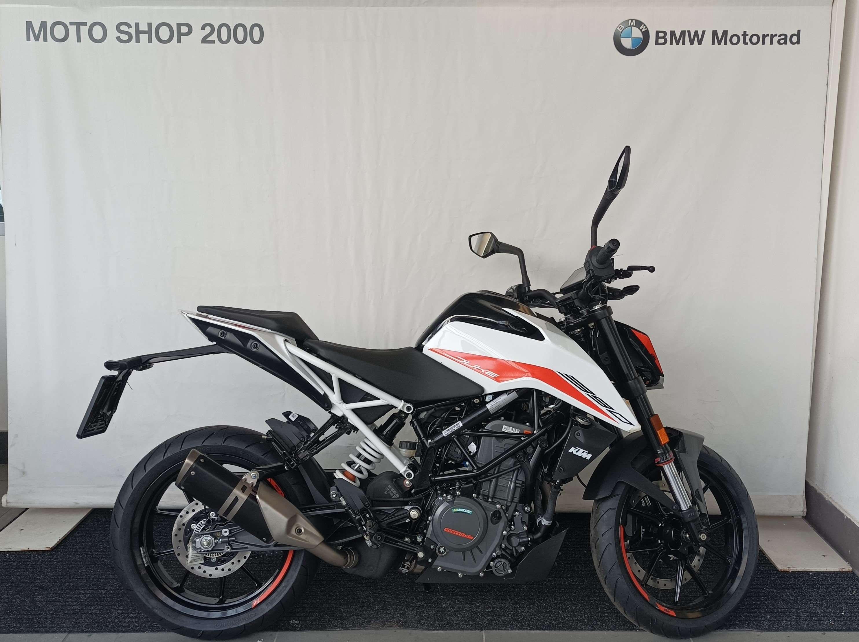 KTM 390 Duke