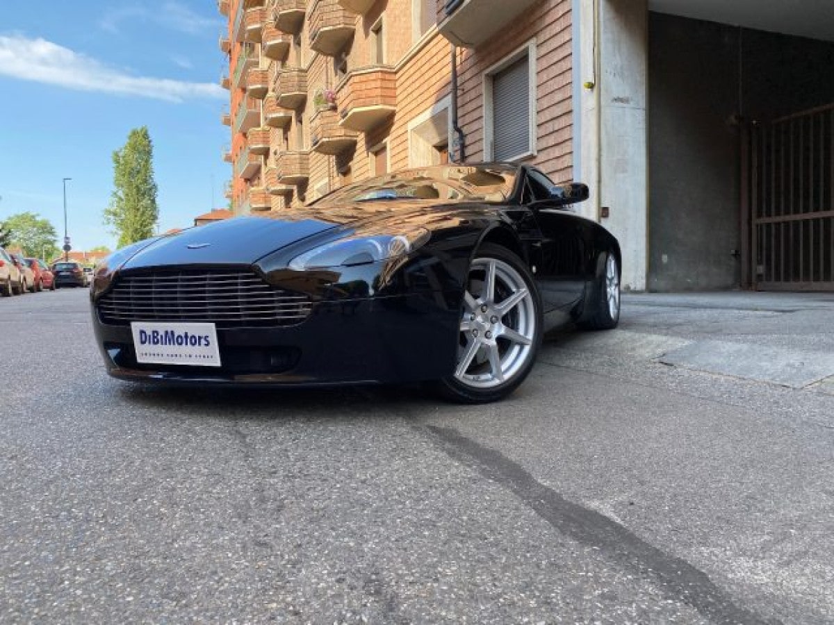 ASTON MARTIN V8 Vantage V8 Vantage Coupé