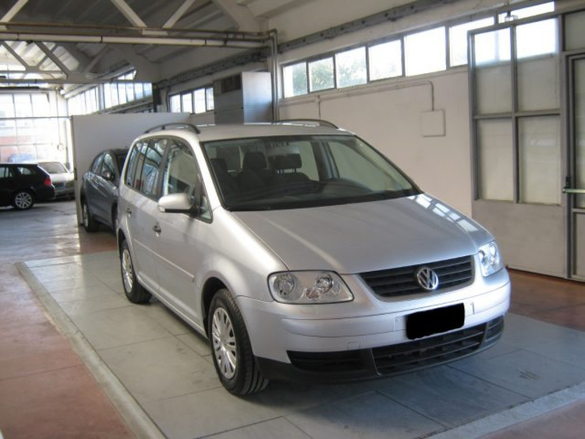 VOLKSWAGEN Touran 2.0 Trendline Ecofuel