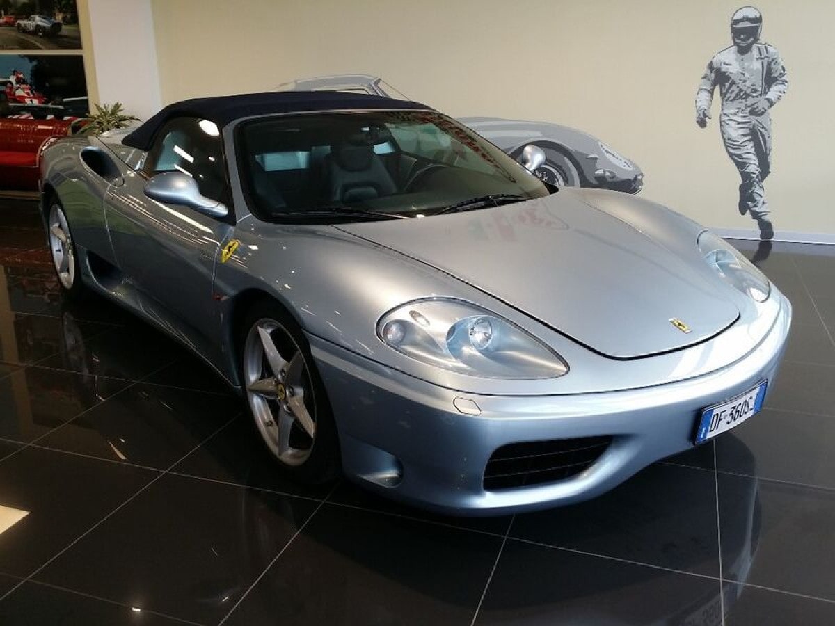 FERRARI 360 Spider F1