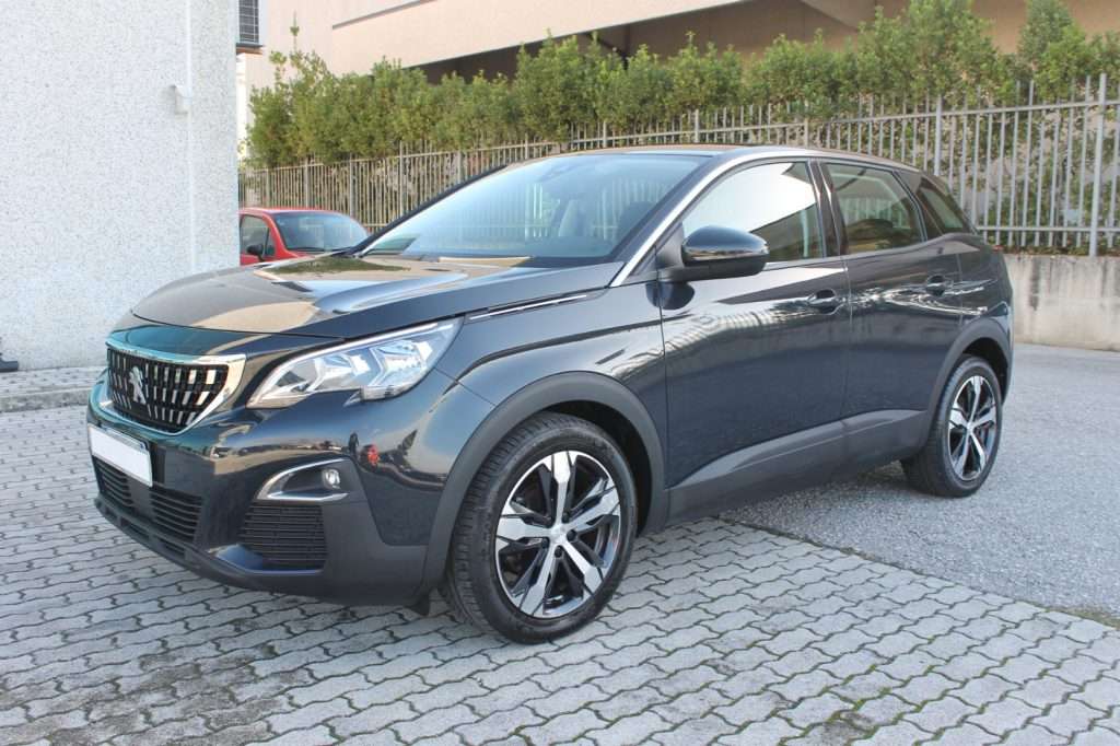 Peugeot 30081.5 BlueHDi 130 S&S Allure