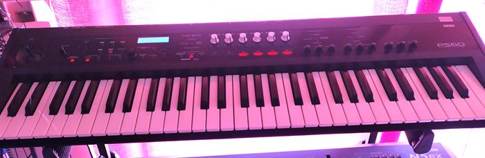 SYNTH KORG PS60