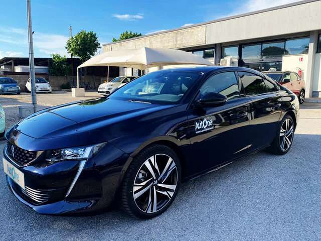 Peugeot 5082.0 BLUEHDI 180CV EAT8 F1 AUTOMATIC S/S GT FULL LE