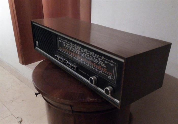 RADIO GRUNDIG ANNI 70