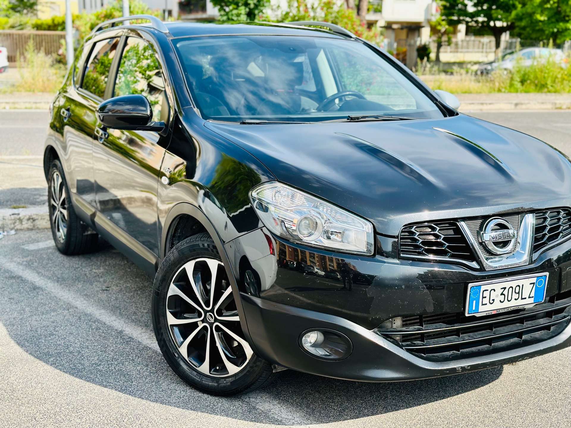 Nissan Qashqai2.0 dci N-Tec 4x4 dpf FL