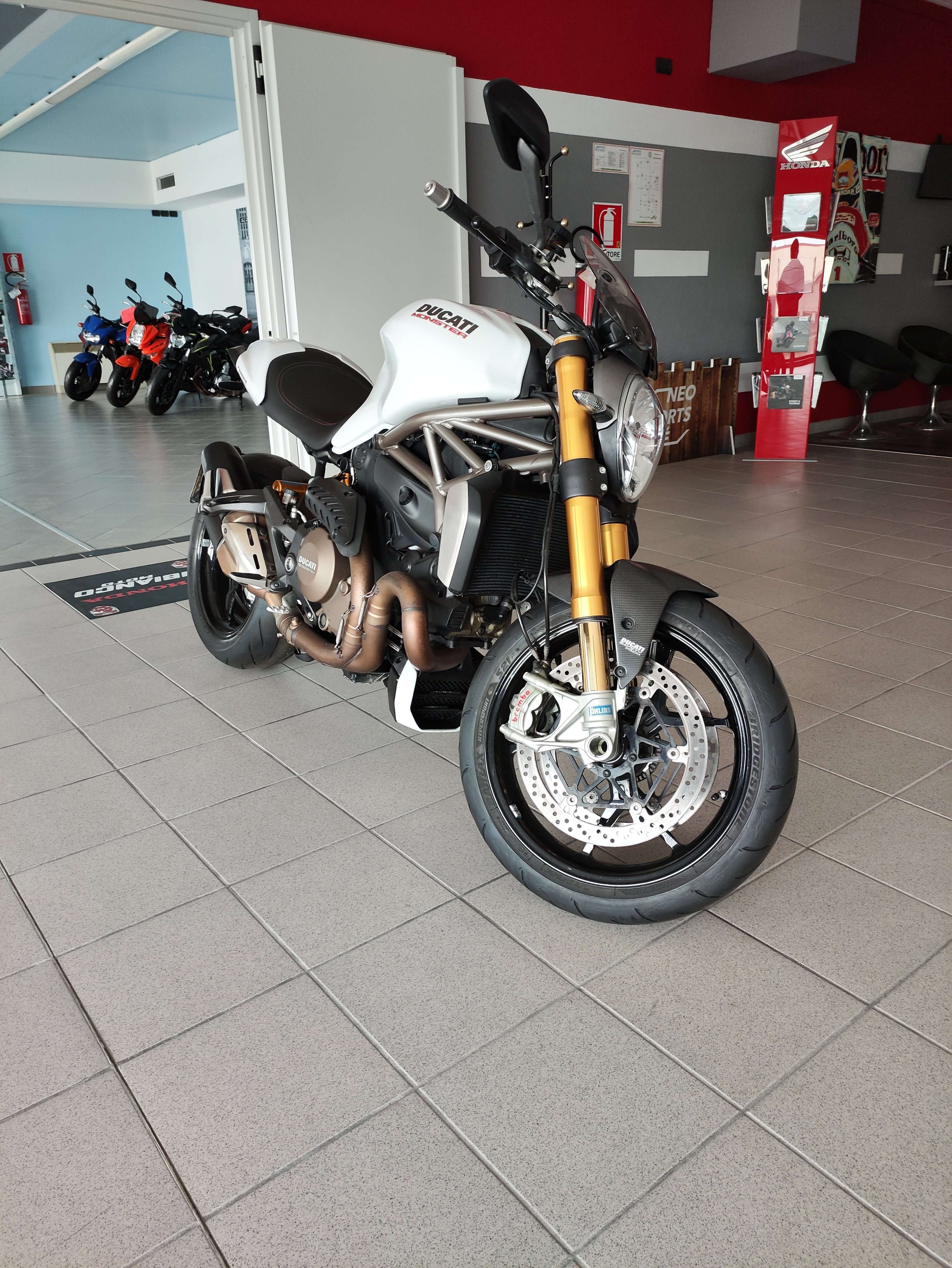 Ducati Monster 1200S ABS