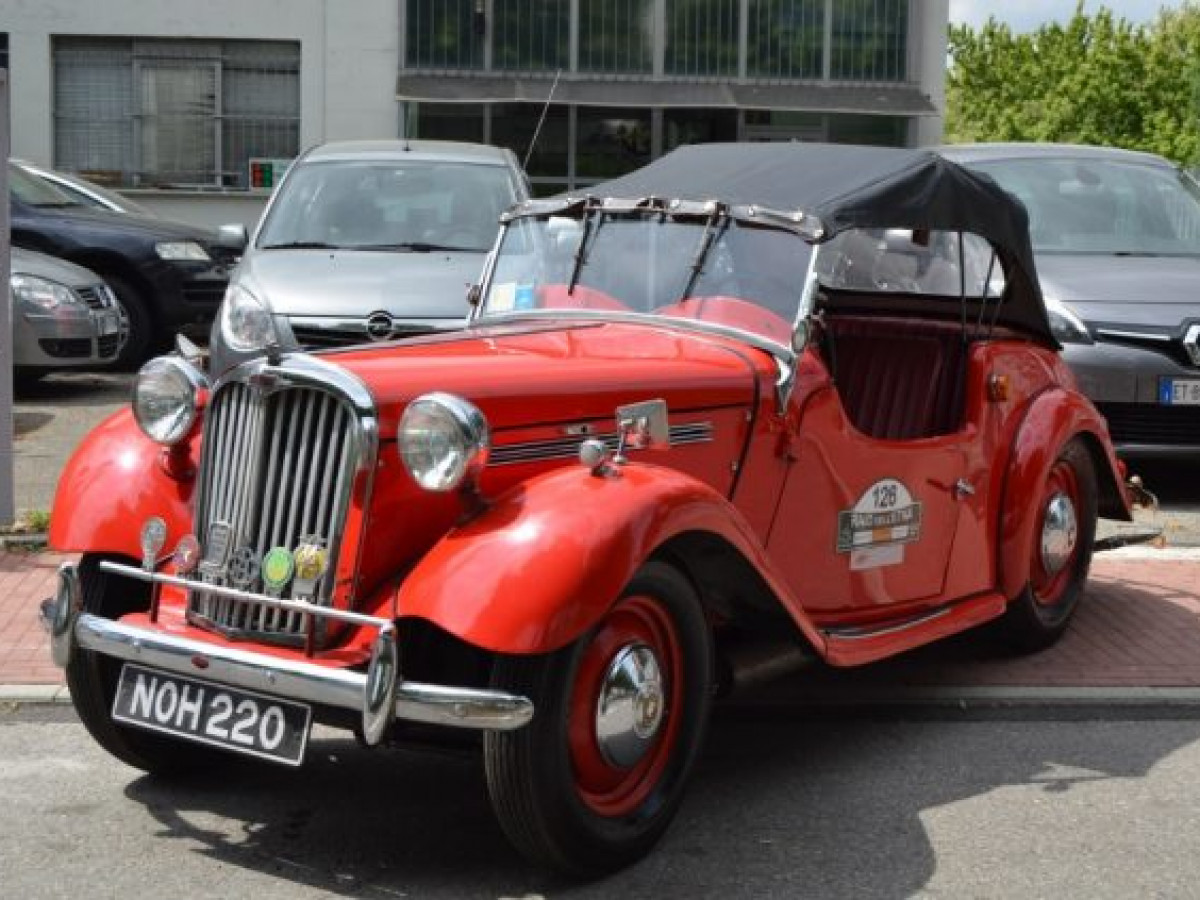 JAGUAR 420 Singer Motors Roadster