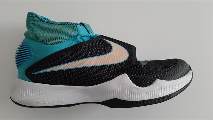 SCARPE NIKE HYPERREV N.49.5