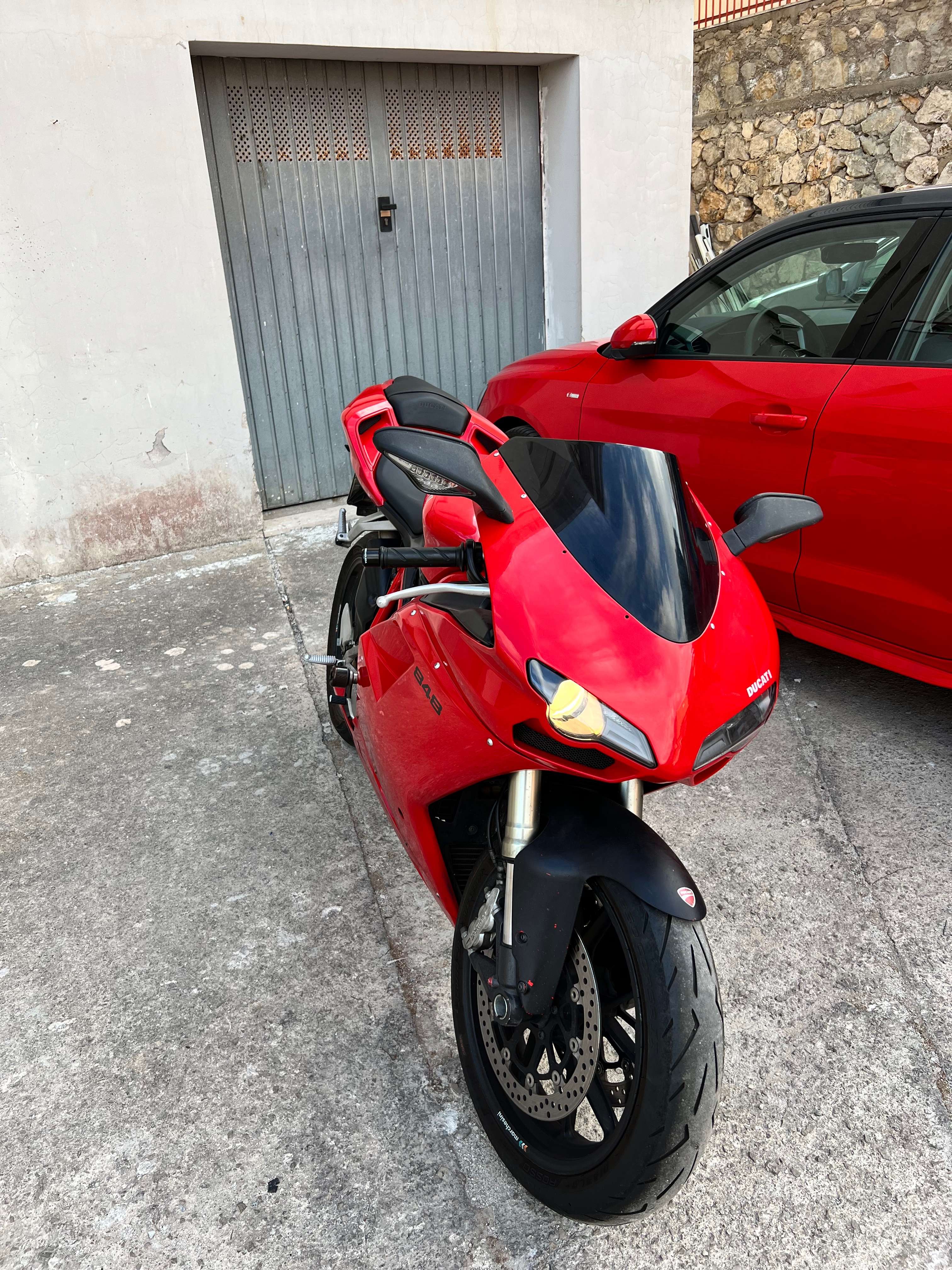 Ducati 848