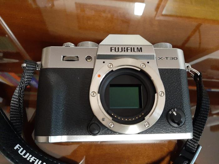 FUJIFILM X-T30 SOLO CORPO