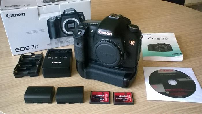 CANON EOS 7D