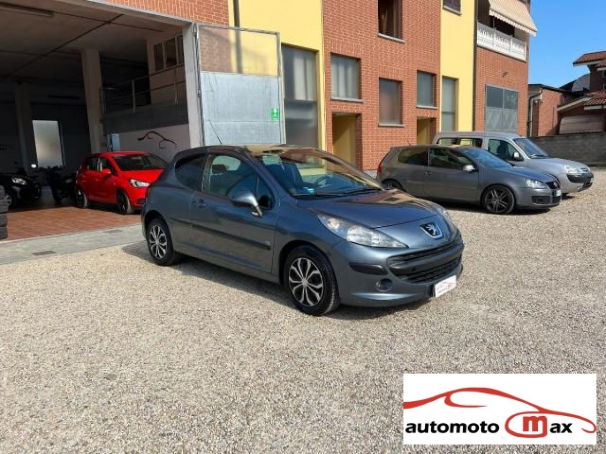 PEUGEOT 207 1.4 8V 75CV 3p. ONE Line