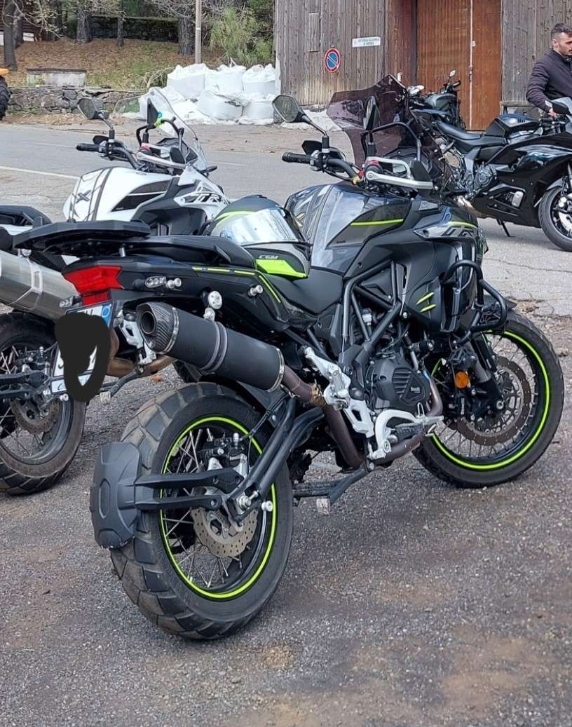 Benelli TRK 502X