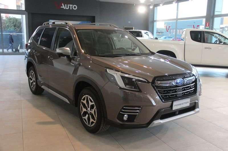 Subaru Forester2.0 e-Boxer MHEV CVT Lineartronic Style