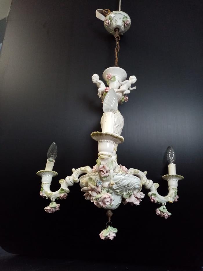 LAMPADARIO CAPODIMONTE