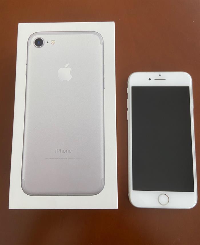 IPHONE 7 SILVER 128 GB