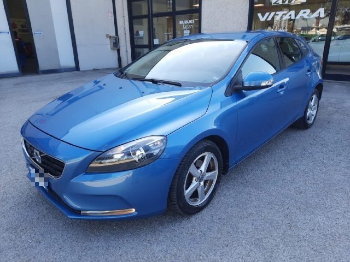 VOLVO V40 (2012-2020) V40 D2 'eco' Momentum