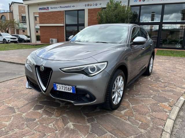 Alfa Romeo StelvioStelvio 2.2 Turbodiesel 210 CV AT8 Q4 Executive