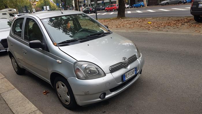 TOYOTA YARIS 1.0 BENZINA - TORINO (TO)