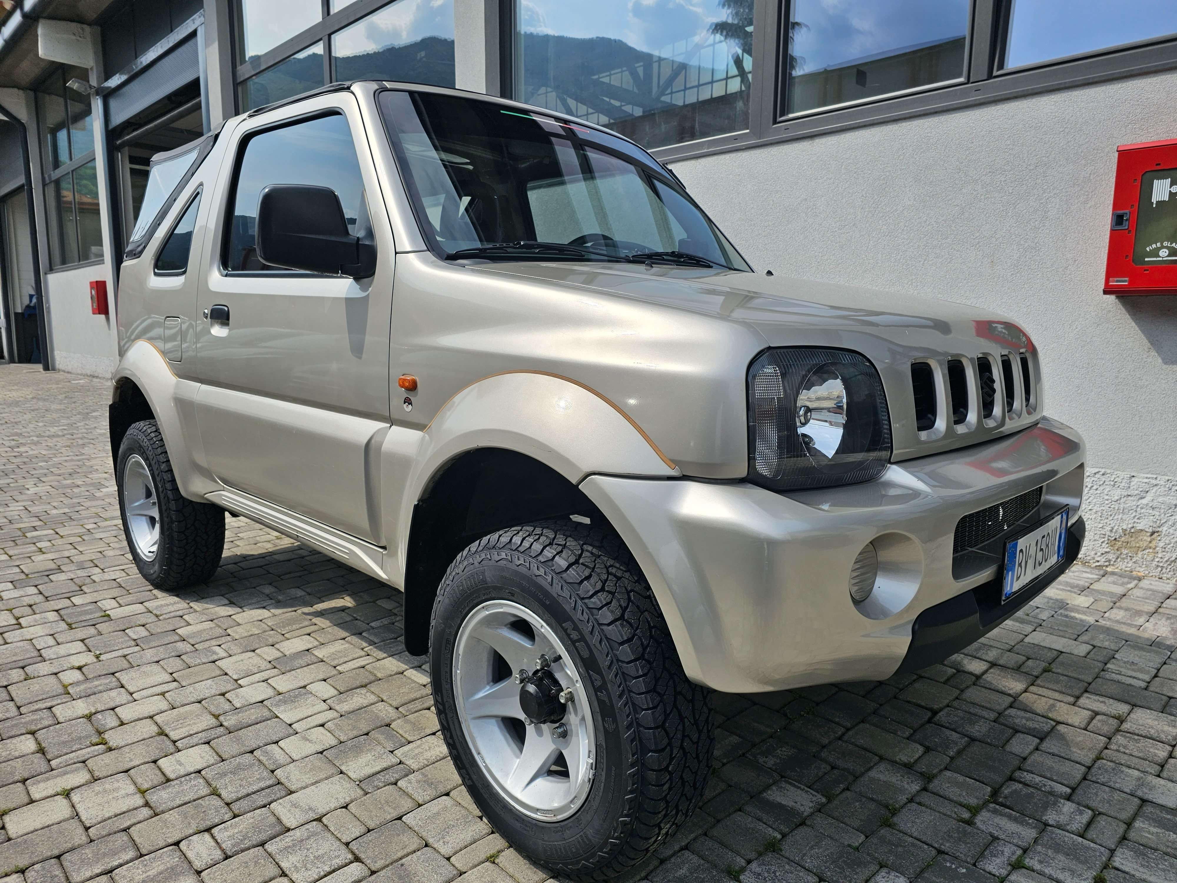 Suzuki JimnyJimny CABRIO 1.3 16v Top 4wd  GANCIO TRAINO