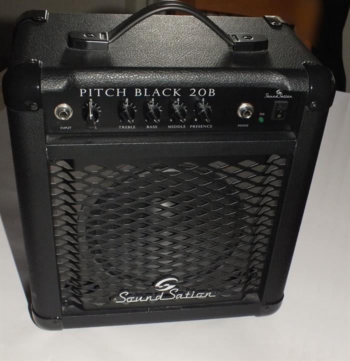 AMPLIFICATORE PER BASSO ELETTRICO SOUNDSATION PITCH BLACK 20W