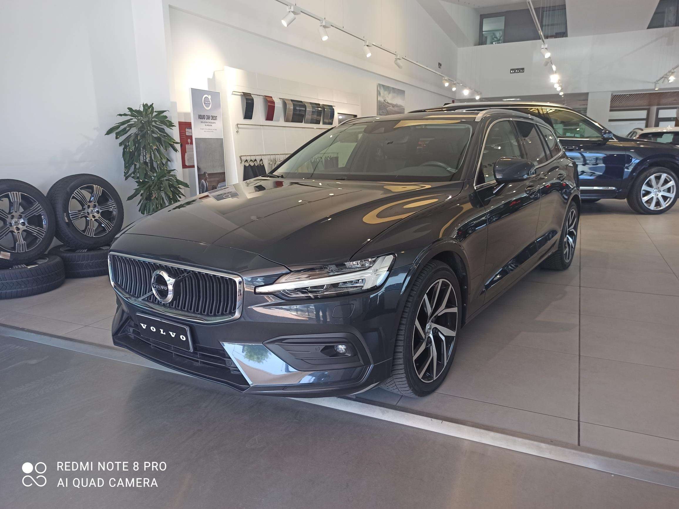 Volvo V60V60 II 2019 2.0 d4 Business Plus geartronic