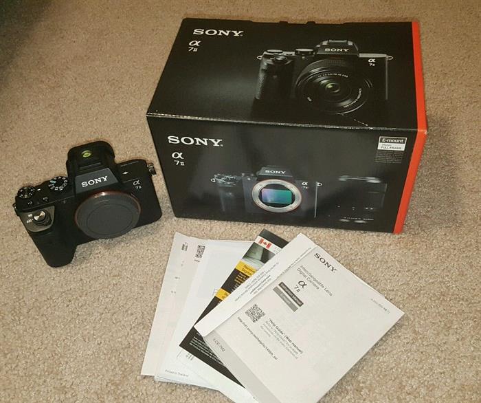 SONY A7II E-MOUNT +4 BATTERIE