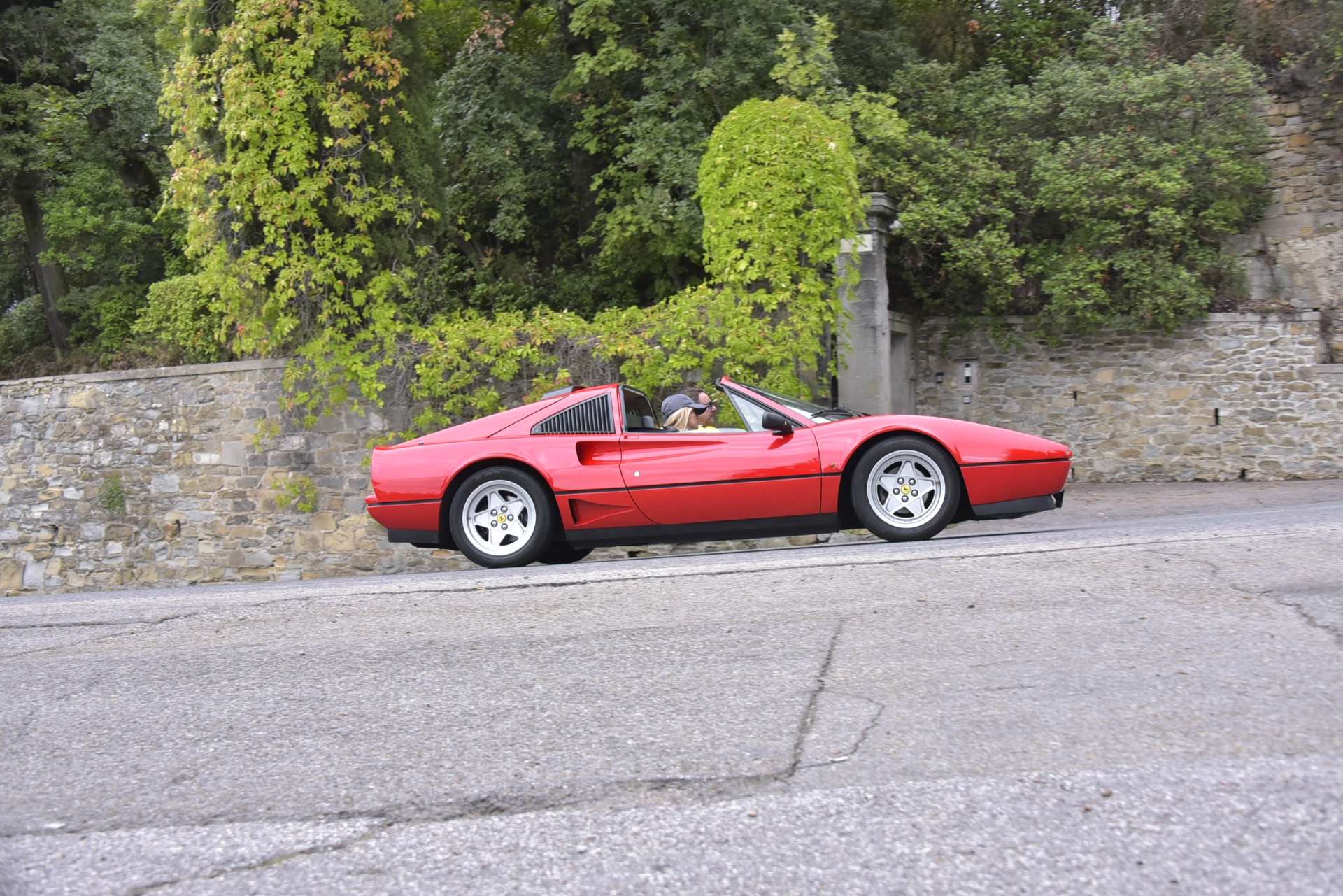 Ferrari 2082.0 turbo GTB 254cv