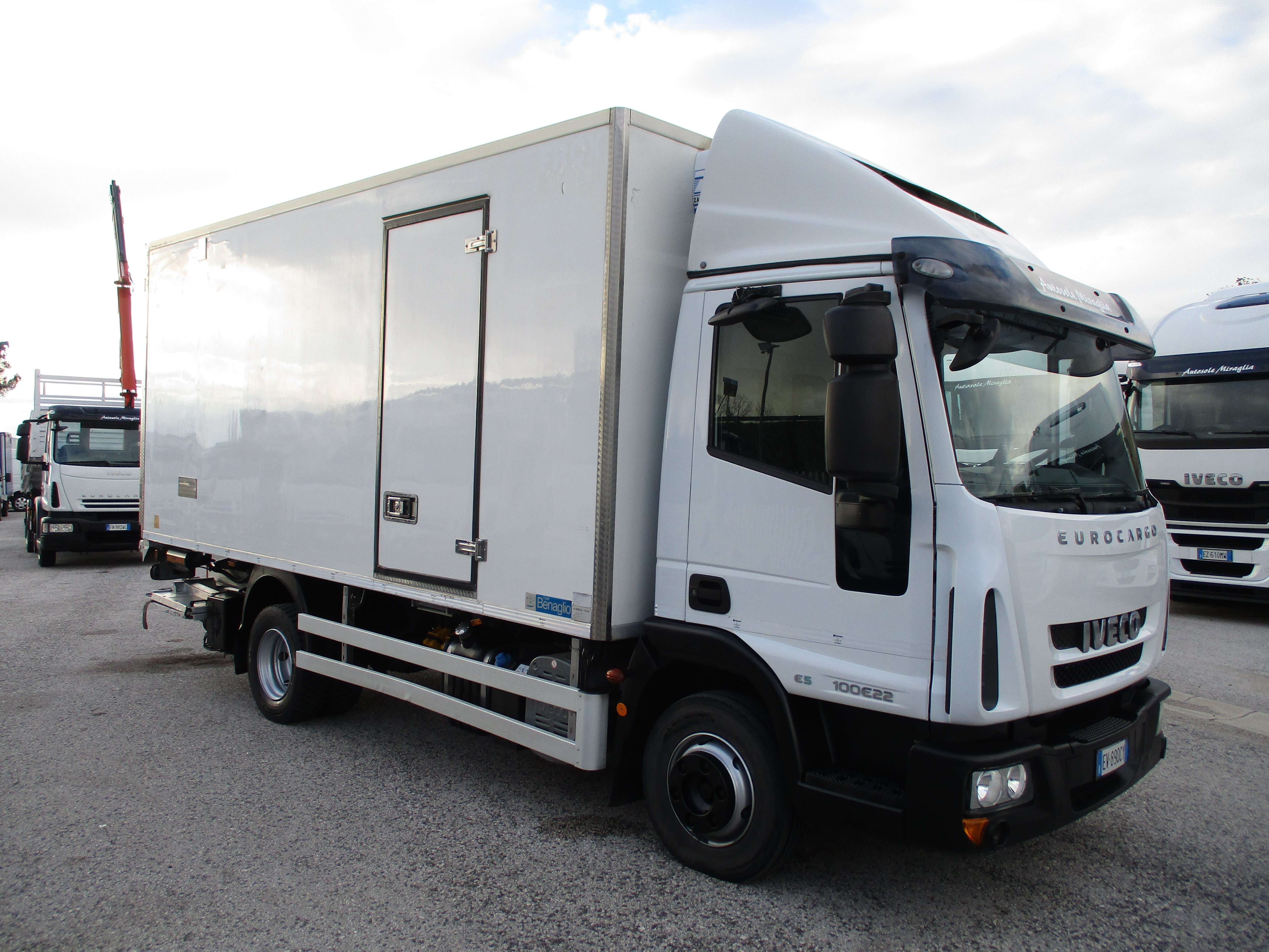 Iveco EUROCARGO 100/22 E5 CELLA FRIGO 5M E SPONDA